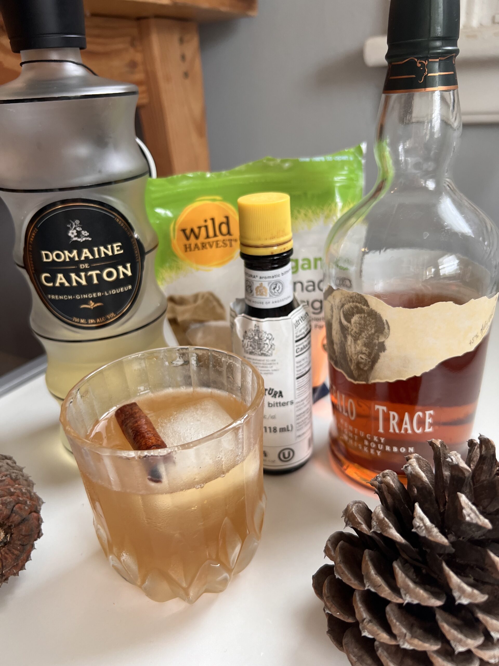 The Perfect Fall Alcoholic Drink - Rebekah Read Creative